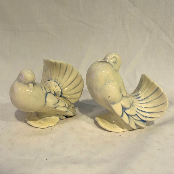 Vintage | Accents | Vintage Ceramic Pigeon Fantail Set Vintage Bird ...